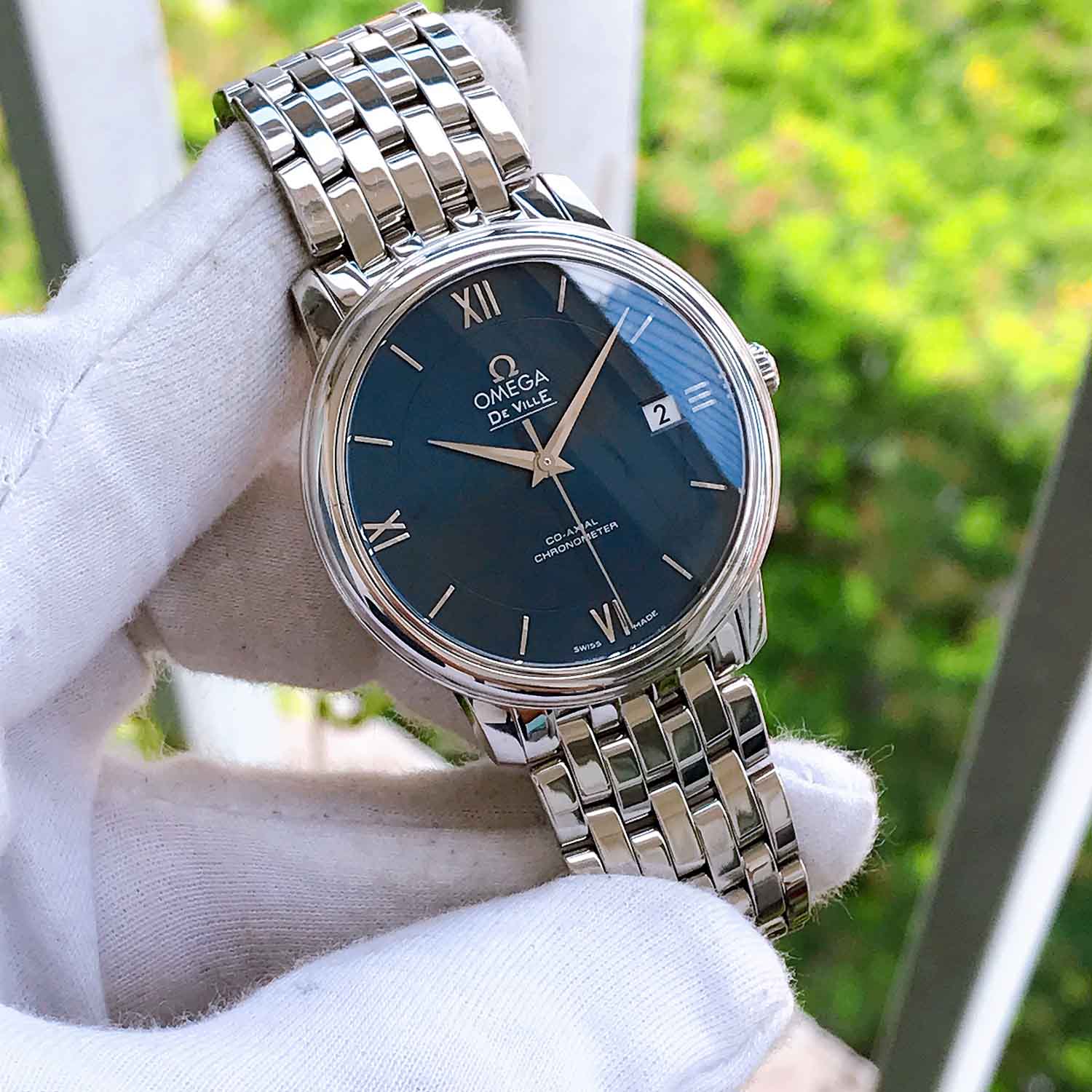 Omega Prestige Co-Axial Chronometer 424.10.37.20.03.001 (42410372003001) used